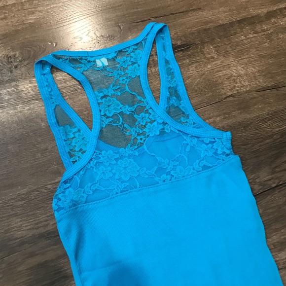 Zenana Outfitters | Tops | 6 Piece Tank Top Lot Lace Tanks Wholesale S ...